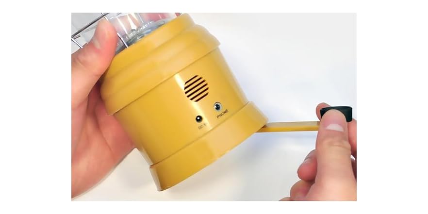 Pyle Portable Hand Crank Lantern