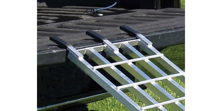 1,500 Pound Tri-Fold 7-Foot Ramp