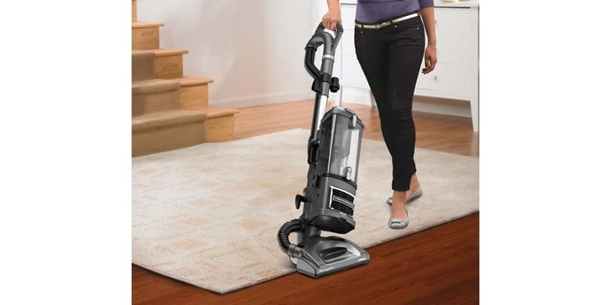 Shark Navigator UV550 Lift-Away Upright Vac