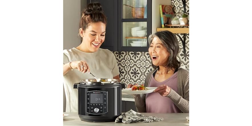 Instant Pot Pro 10-in-1 Pressure Cooker, 6QT