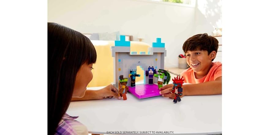 Minecraft Creator Series Playset Party Palace