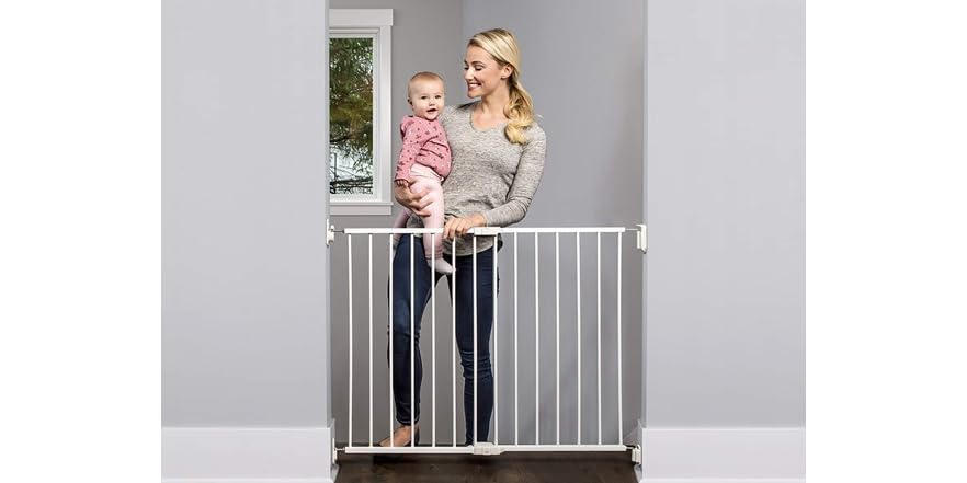Regalo 2-in-1 Walk Through Baby & Pet Gate