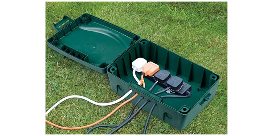 Masterplug Weatherproof Cord Protector Box