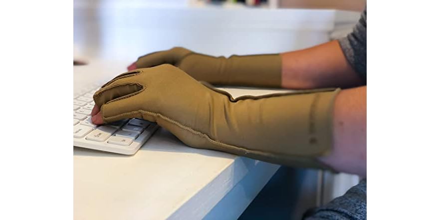 Isotoner Therapeutic Compression Gloves