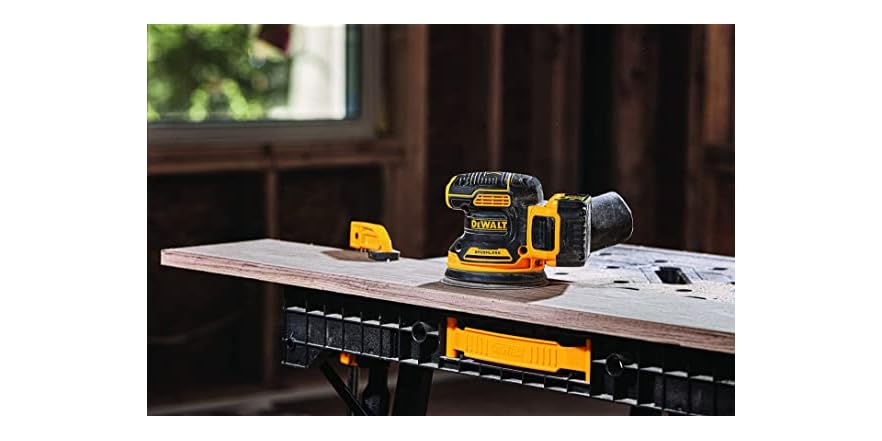DeWALT DCW210B 20V Max Orbital Sander