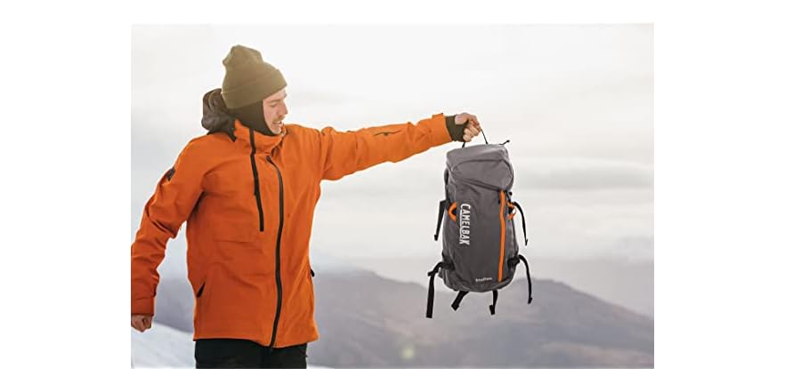 CamelBak SnoBlast 22 Hydration Pack, 70oz