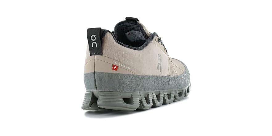 On Running Cloud Dip Women's Shoes (Open Box)