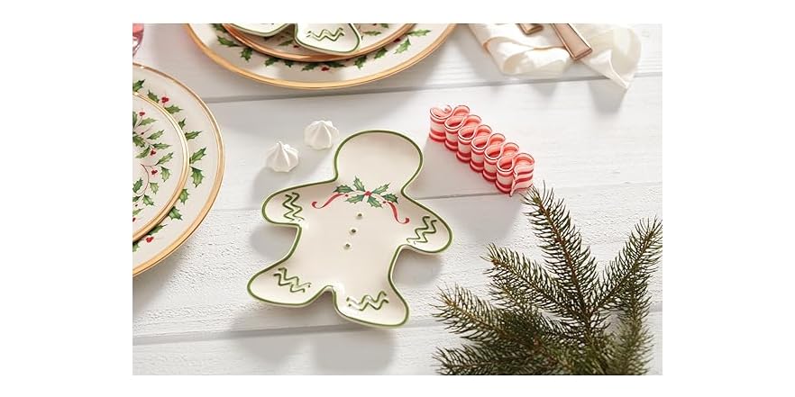 Lenox Holiday Gingerbread Man Plate
