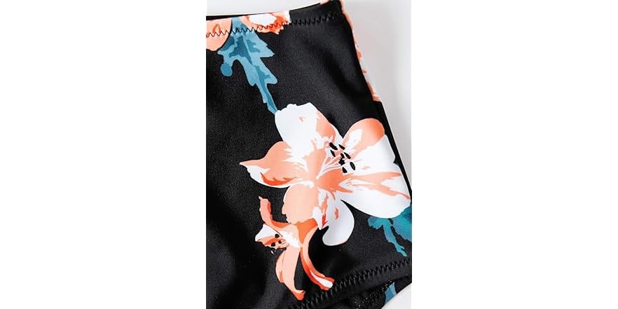 CUPSHE Two Piece Ruffled Swimsuit