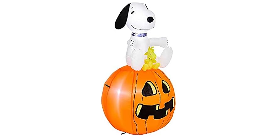 Peanuts Snoopy & Woodstock On Pumpkin