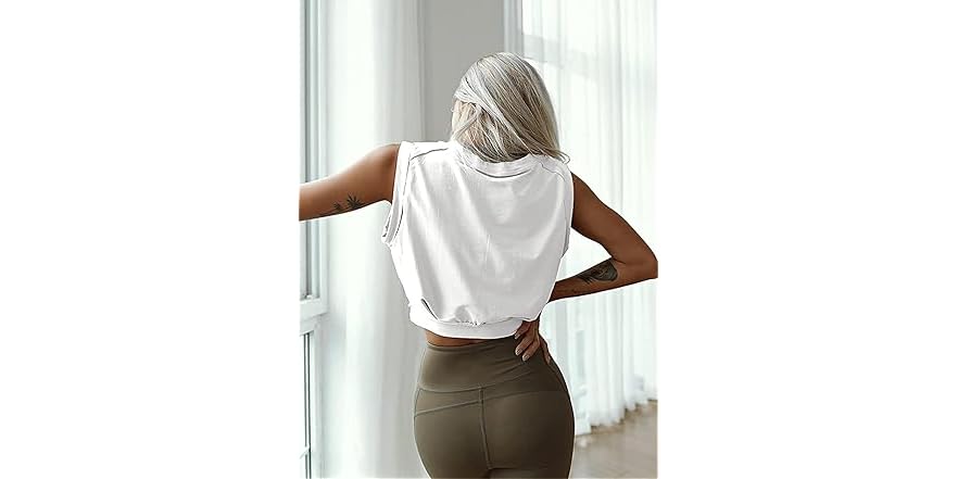 ARRIVE GUIDE Athletic Crop Top