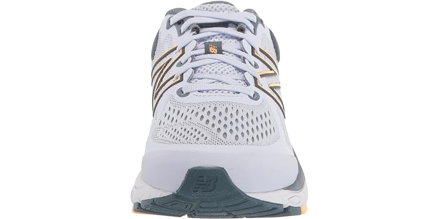 New Balance Women's 840 V5 Running Shoe