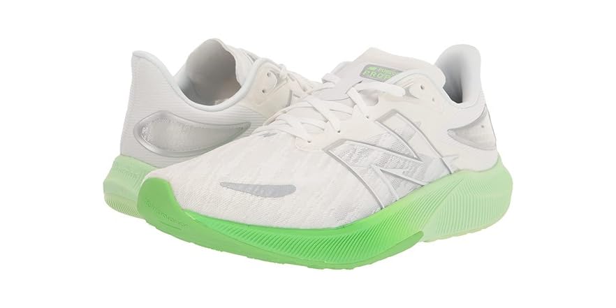 New Balance Men's Propel V3 Running Shoe