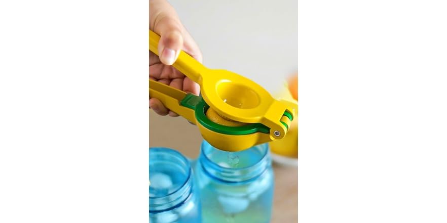 Easy-To-Use Hand Lemon Squeezer Juicer