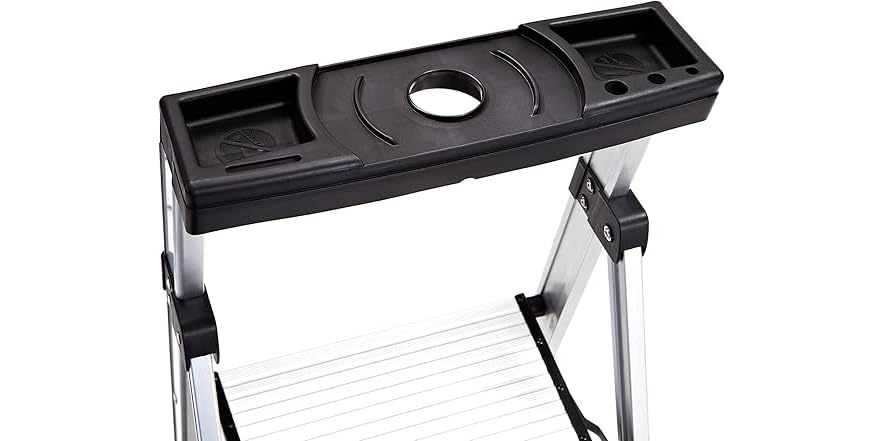 Rubbermaid 5.5 ft. Step Ladder, Aluminum