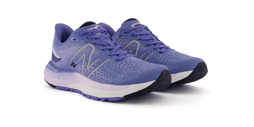 New Balance Women's 880 V12 Running Shoe (5.5, 7) (Open Box)