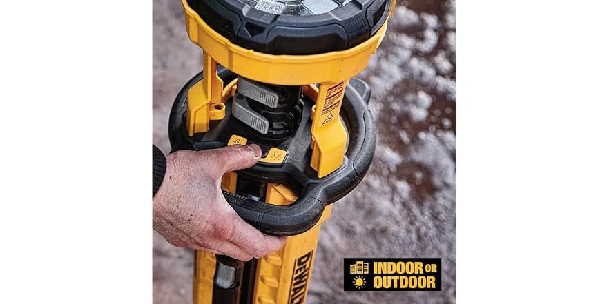DEWALT DCL079R1 LED Work Light and Tripod Base Kit