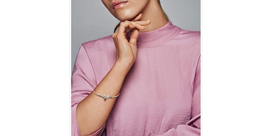 Pandora 798905C01 Pandora Disney, Mickey Mouse Red Trous (Open Box)