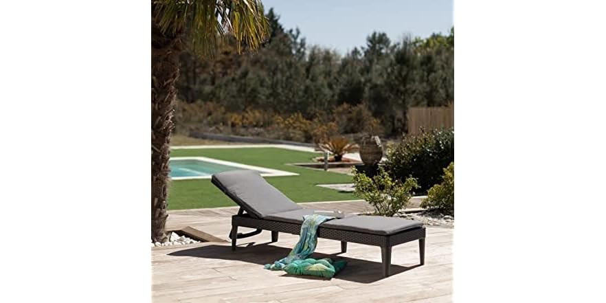 Keter Allibert Jaipur Sun Lounger with Cushion