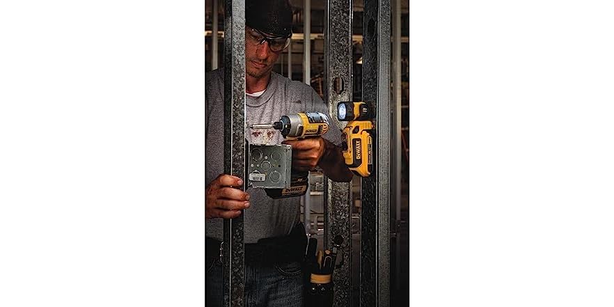 DeWALT DCL044 20V MAX LED WORK LIGHT, Hand Held