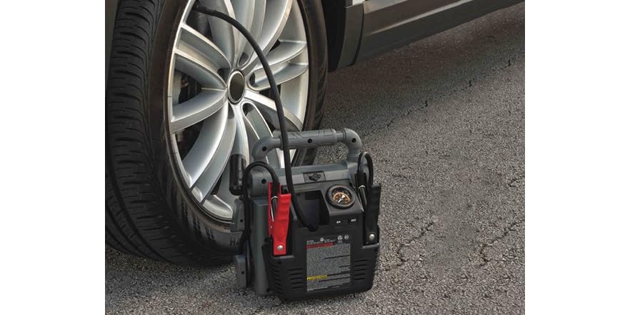 Stanley 'Fatmax' 700-Amp Peak Jump Starter With Compressor