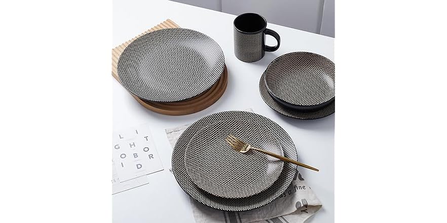 Stone Lain Daisy 32-Pc Dinnerware Set
