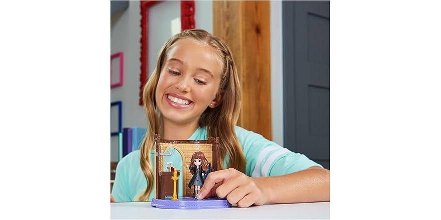 Magical Minis Charms Classroom
