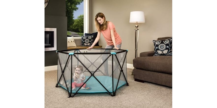 Regalo My Play Deluxe Portable Play Yard