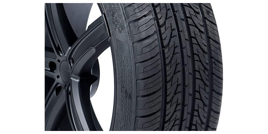 Vercelli Strada 2 All-Season Tire- 245/45R20