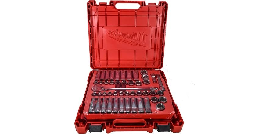 Milwaukee 47-Piece Ratchet and Socket Set