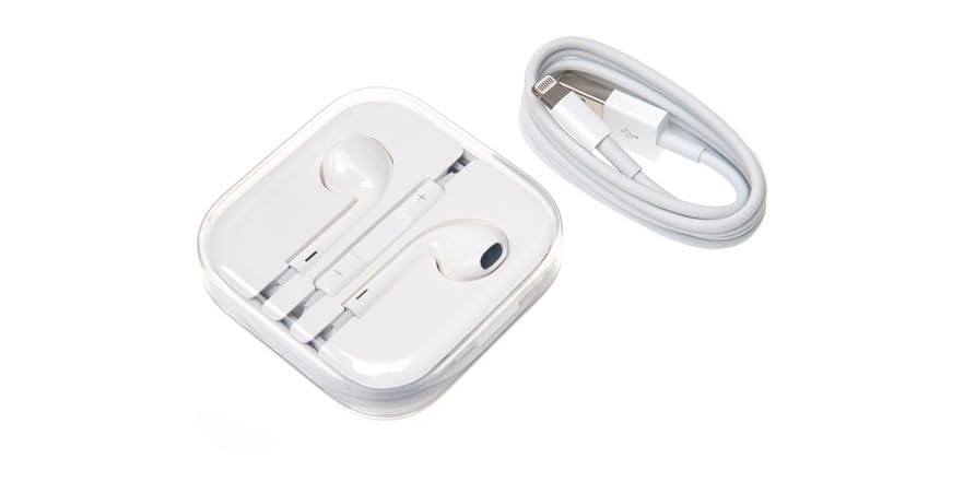 Apple EarPods + Lightning Cable Bundle