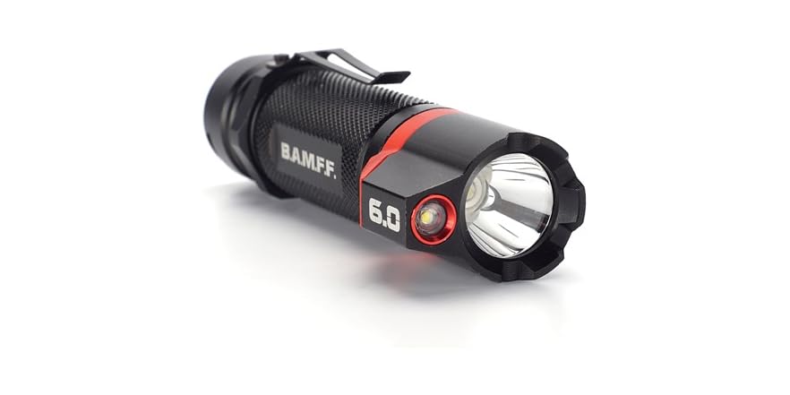 Striker Concepts Dual LED Flashlight