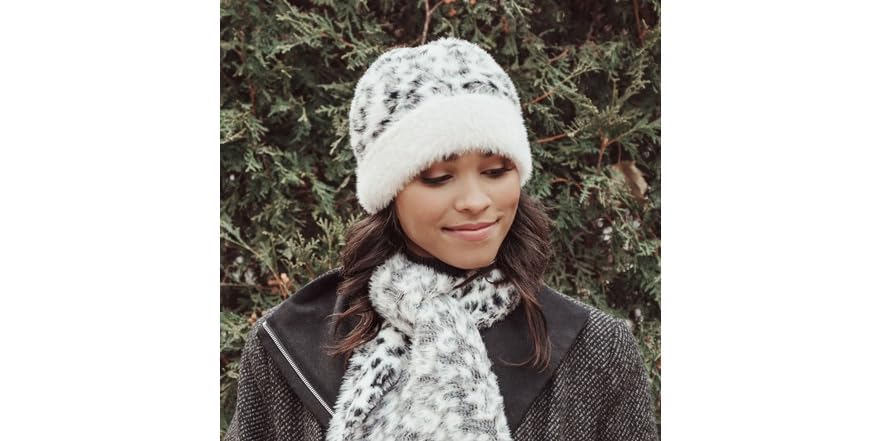 Women's Fuzzy Cuff Cap
