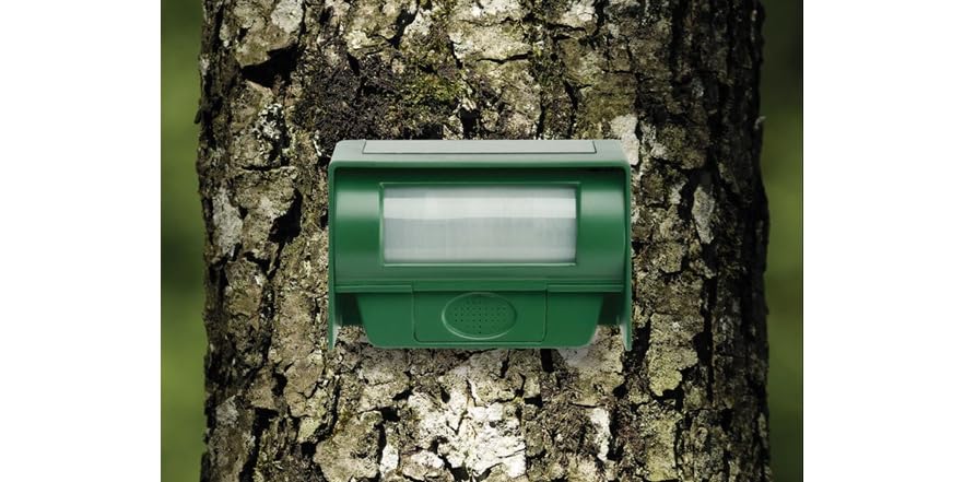 Bell + Howell 50' Solar Animal Repeller