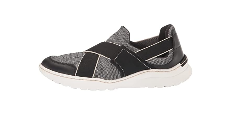 Clarks Women's Teagan Go Sneaker
