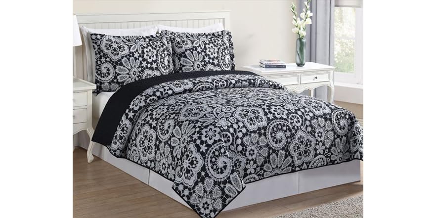 3 Piece Reversible Pinsonic Quilt Set