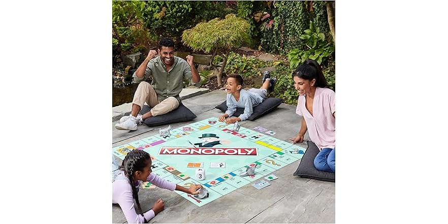 Spin Master Games Monopoly Board Game Giant Edition