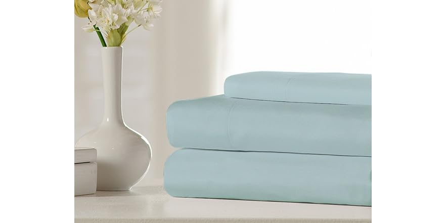 Microfiber Essential Living 4-Piece Sheet Set