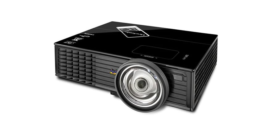 2500 Lumen XGA Short-Throw DLP Projector