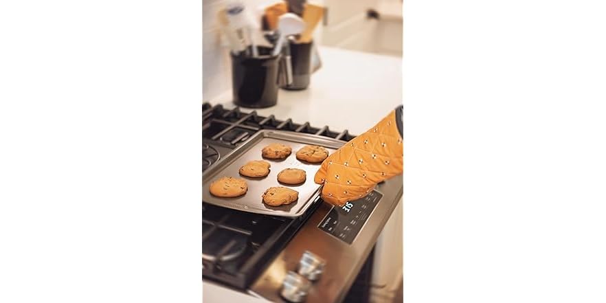 Karma, Reese Oven Mitt, Dog