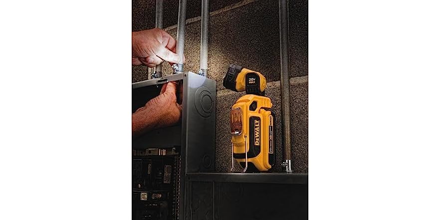 DeWALT DCL044 20V MAX LED WORK LIGHT, Hand Held