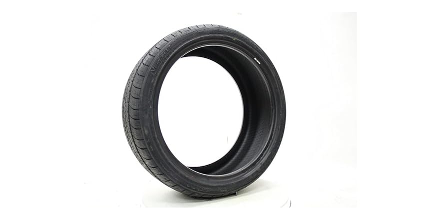 Vercelli Strada 2 All-Season Tire- 245/45R20