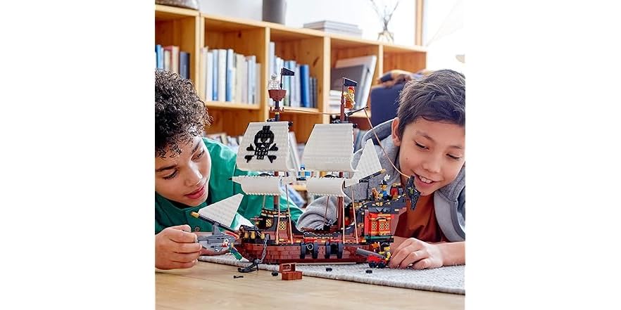 LEGO Creator 3 in 1 Pirate Ship Building Set