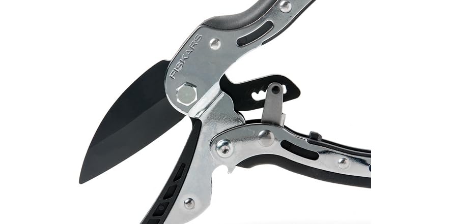 Fiskars Ratcheting Drive Hand Pruner