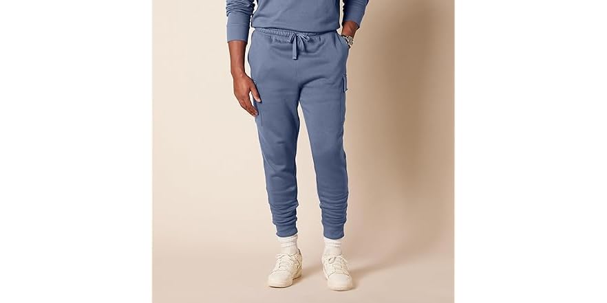 Amazon Men's Relaxed Cargo Sweatpant