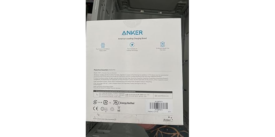 Anker USB C Power Bank, PowerCore Essential 20000 PD (18W) P (Open Box)