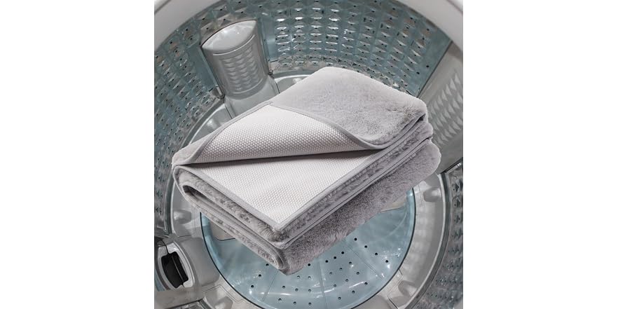 Bibb Home 2-Piece Faux Fur Bath Mat Set