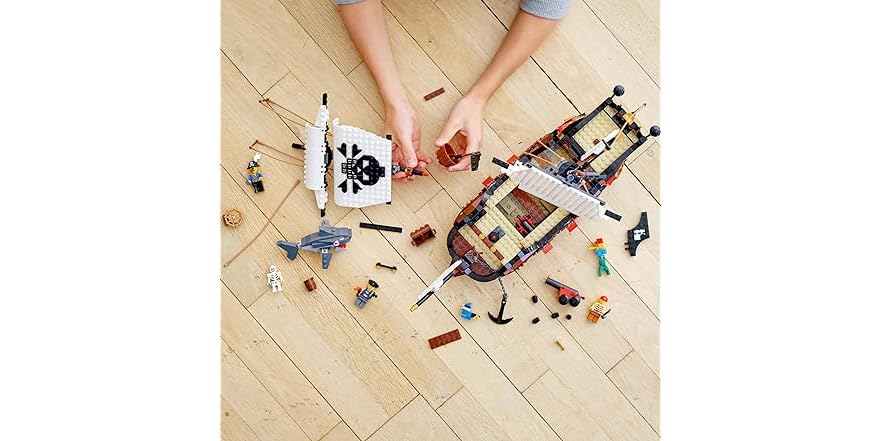 LEGO Creator 3 in 1 Pirate Ship Building Set