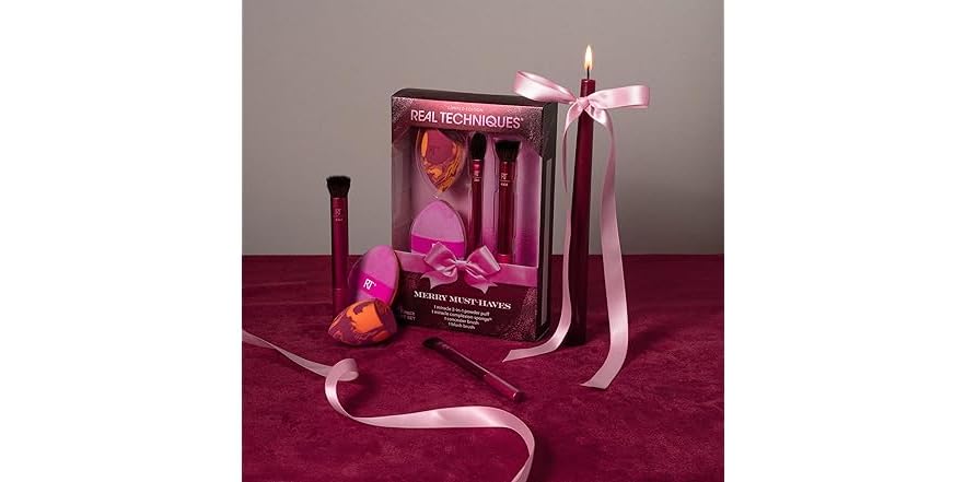 Real Techniques Merry Must-Haves Holiday Gift Set