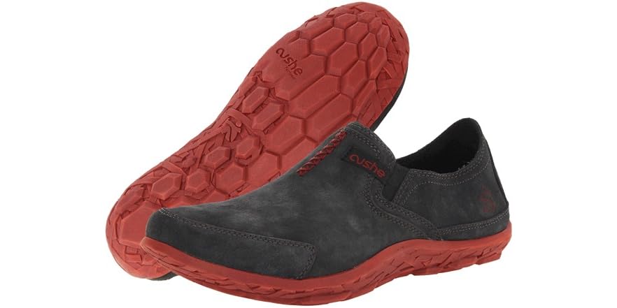 Cushe Men's Suede Slippers